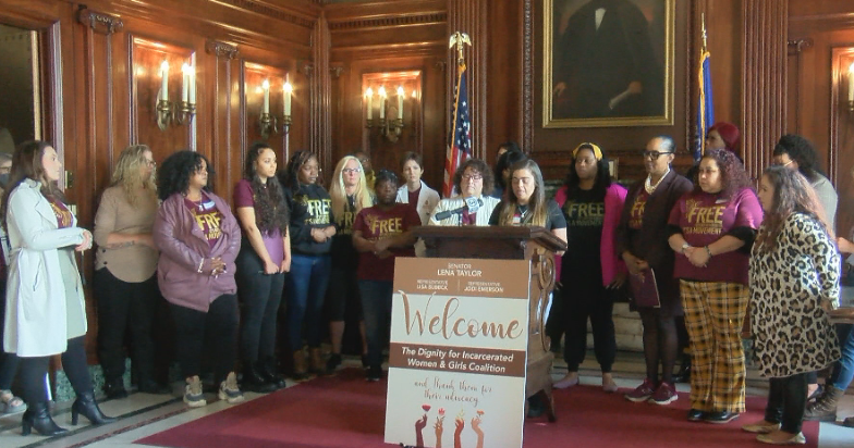 'I felt like I had no one': Women share experience of pregnancy while ...