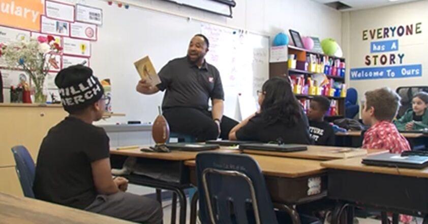 Madison Metropolitan School District celebrates 21 years of 'Read Your ...