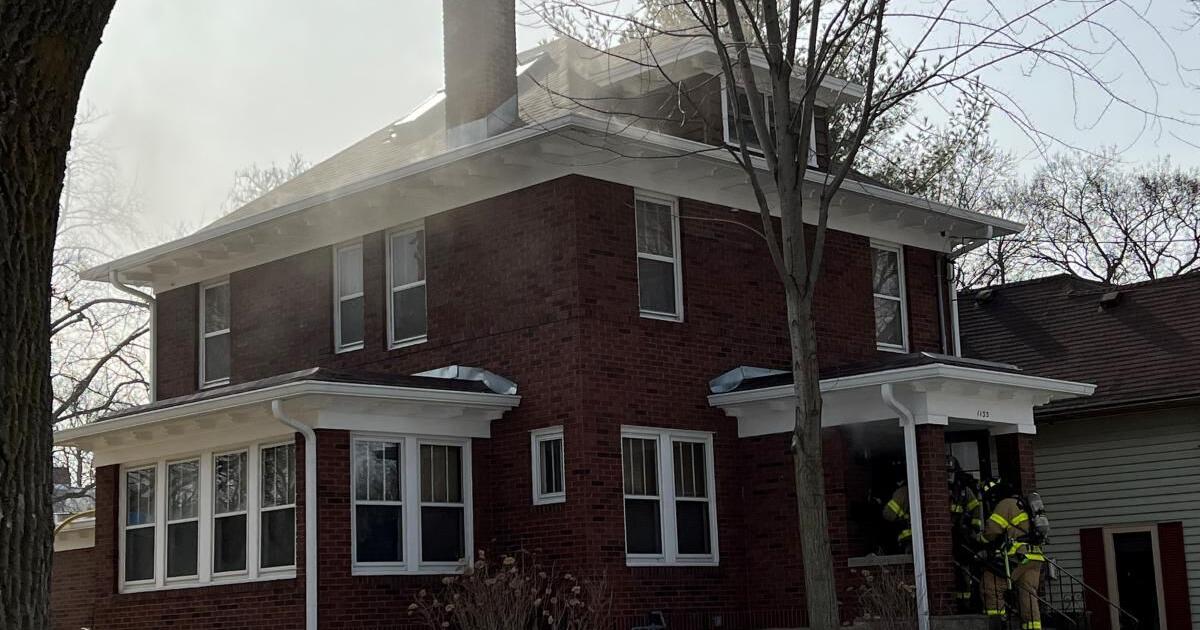 Passerby discovers home fire in Madison neighborhood, 2 displaced ...