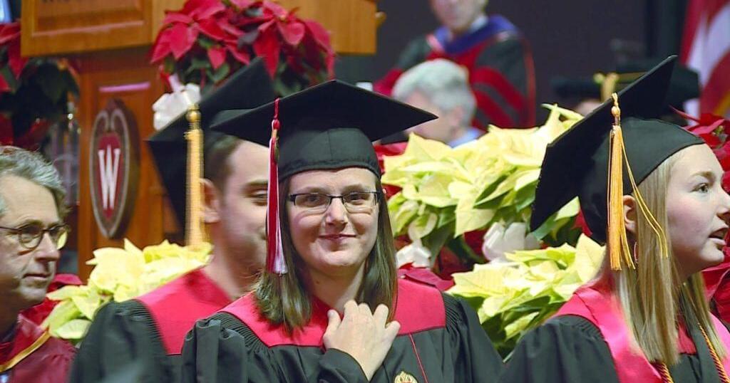 UW-Madison Winter commencement sees thousands of graduates | News ...