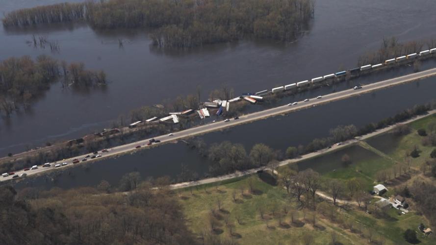 UPDATE: Four BNSF employees hospitalized after derailment now released ...