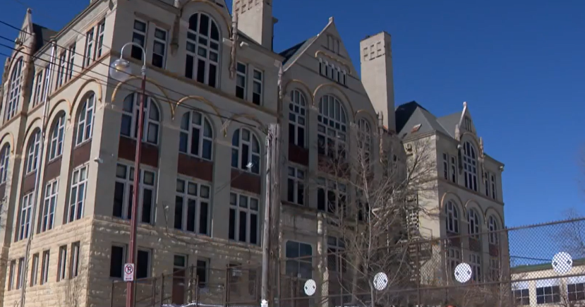 Sen. Baldwin meets with Milwaukee Public School families impacted by ...