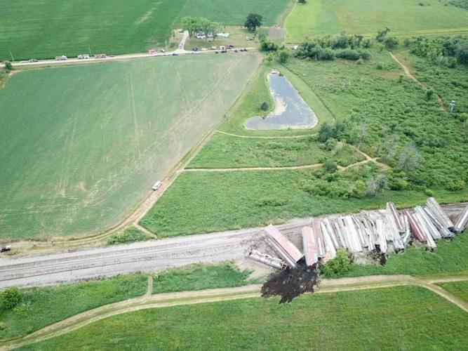 SLIDESHOW: Train derailment in Dodge Co. | News | wkow.com
