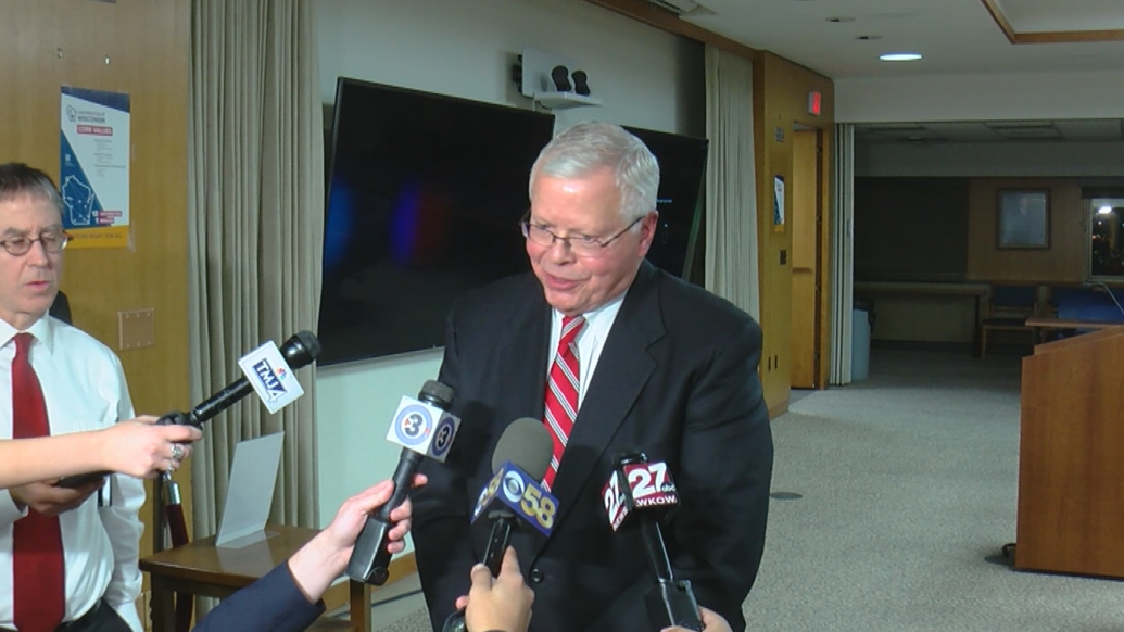 UW President Jay Rothman speaks to media following vote that changed ...