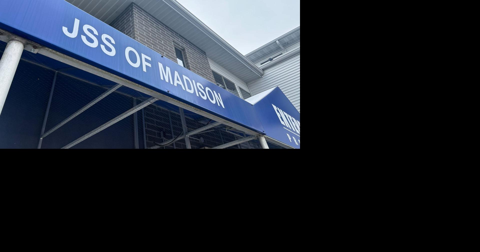 Immigrant's family donates $2M to support refugee resettlement program ...