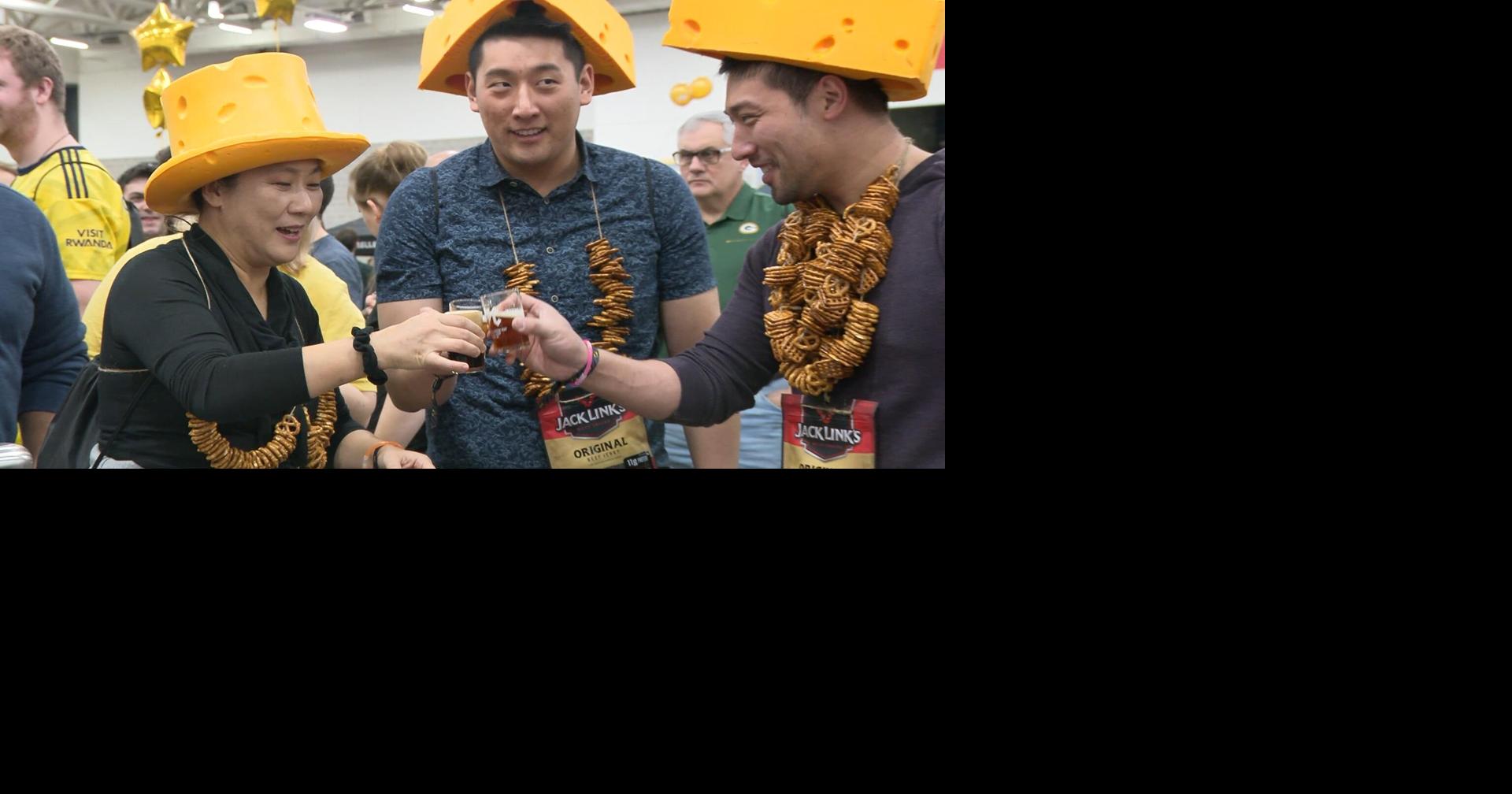 Thousands celebrate Wisconsin favorites at Beer & Cheese Fest | Archive ...