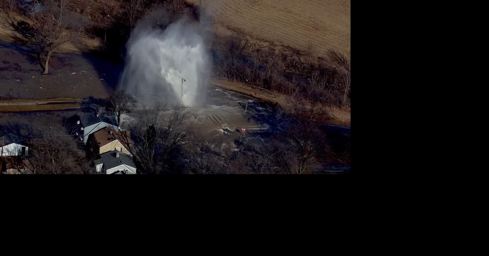Water shoots from main break in Milwaukee | News | wkow.com
