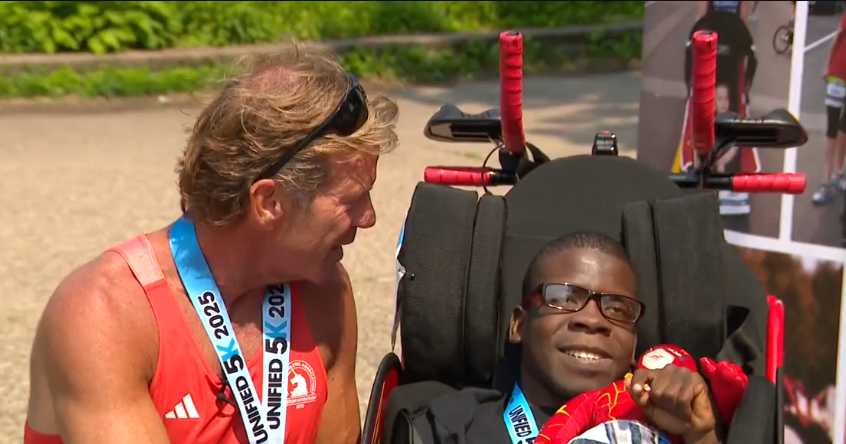 Woodbury runner with cerebral palsy gifted customized running chair ...