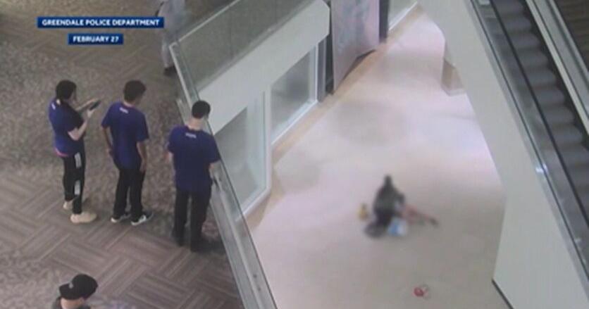 Video shows terrifying escalator fall, 6-Year-old girl survives ...