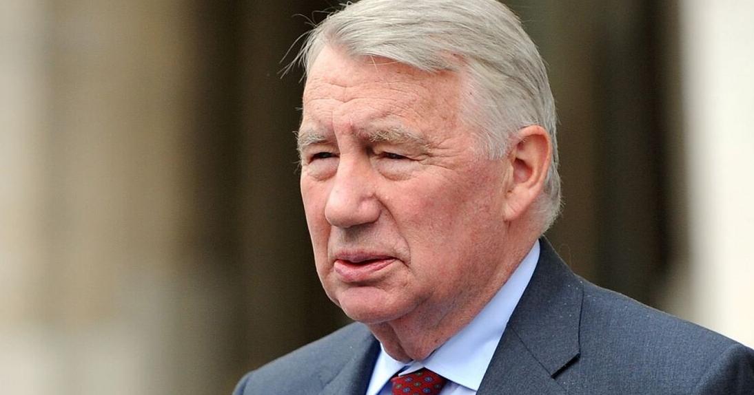 Robert MacNeil, legendary PBS News anchor, dies at age 93 | National ...