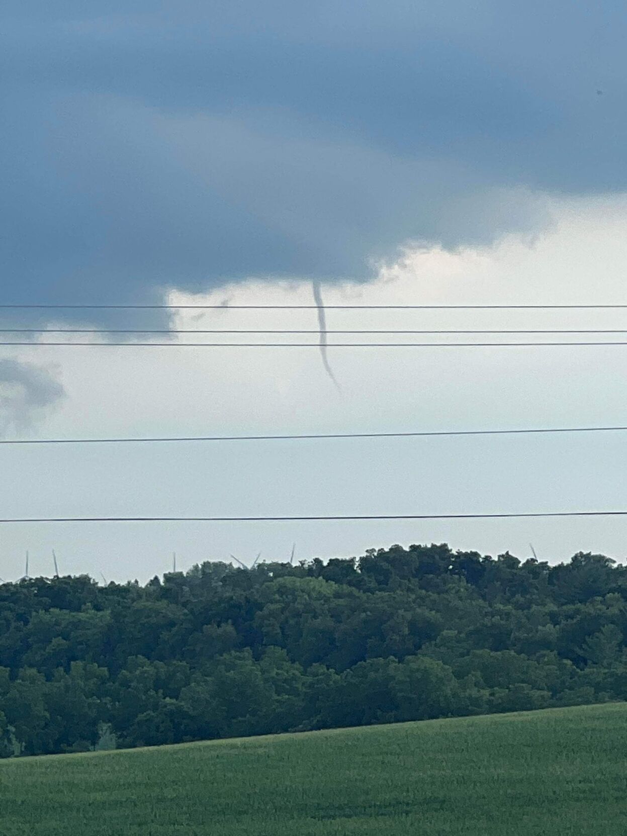 Cold air funnels spotted in southern Wisconsin | News | wkow.com