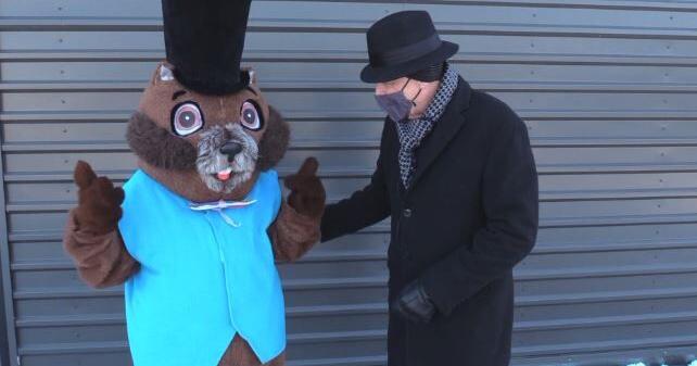 Sun Prairie’s Jimmy the Groundhog predicts an early spring | News ...