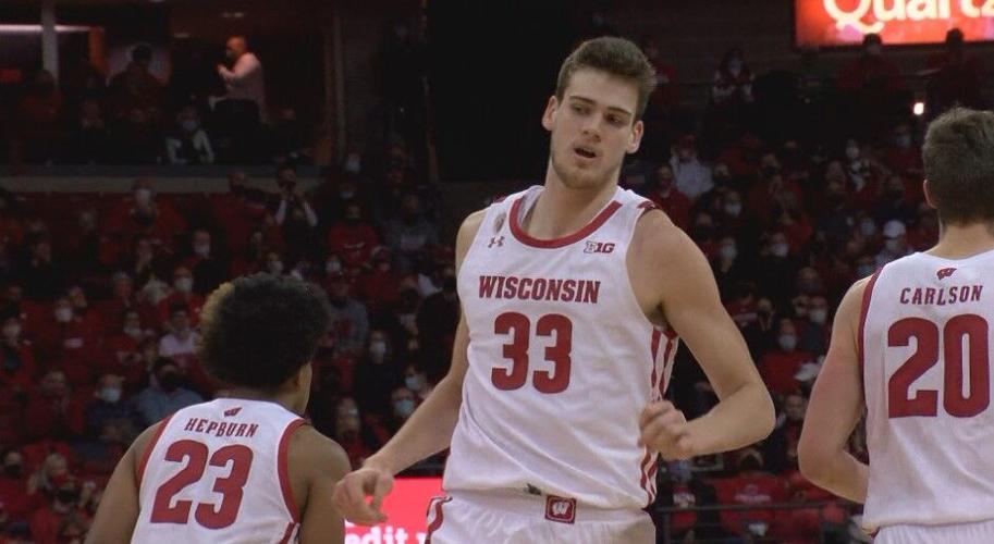 'I've just been in awe': UW basketball player Chris Vogt helps raise ...
