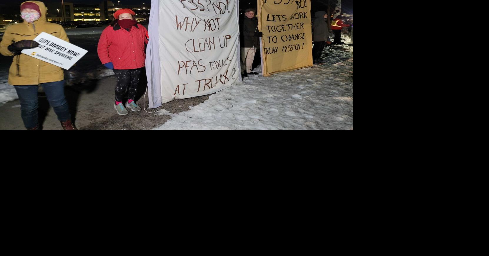 Demonstrators gather at Truax Field to oppose arrival of F-35 fighter ...