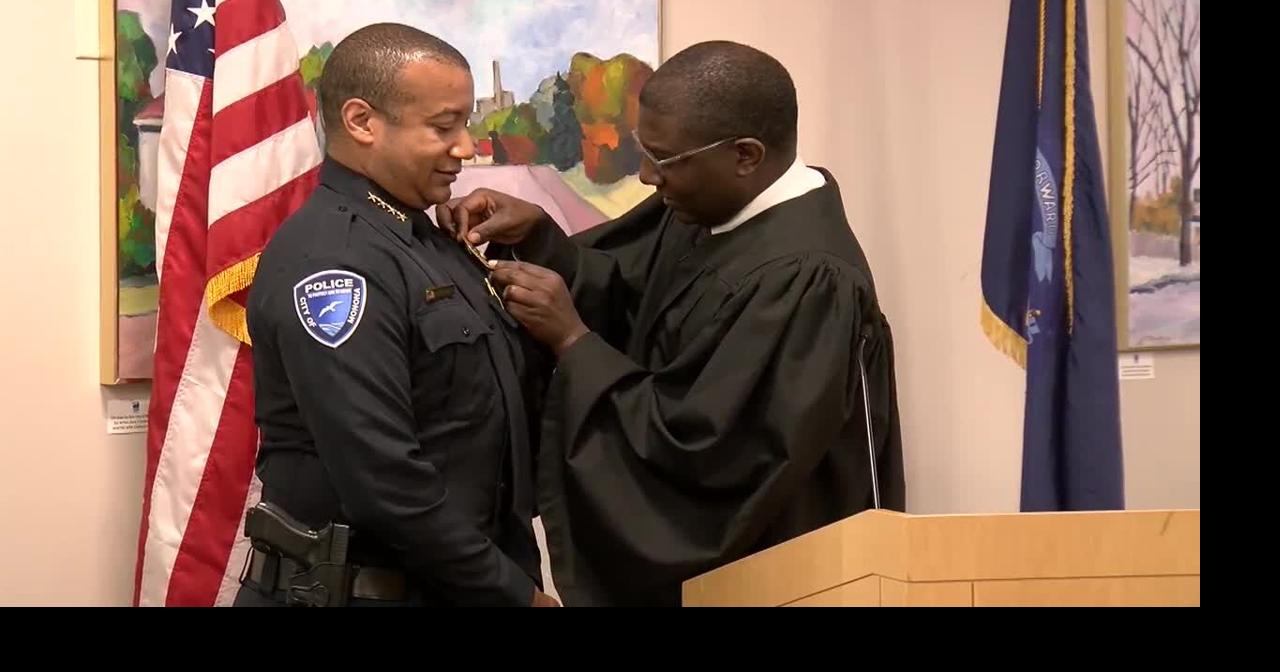 Monona swears in new police chief | Archive | wkow.com