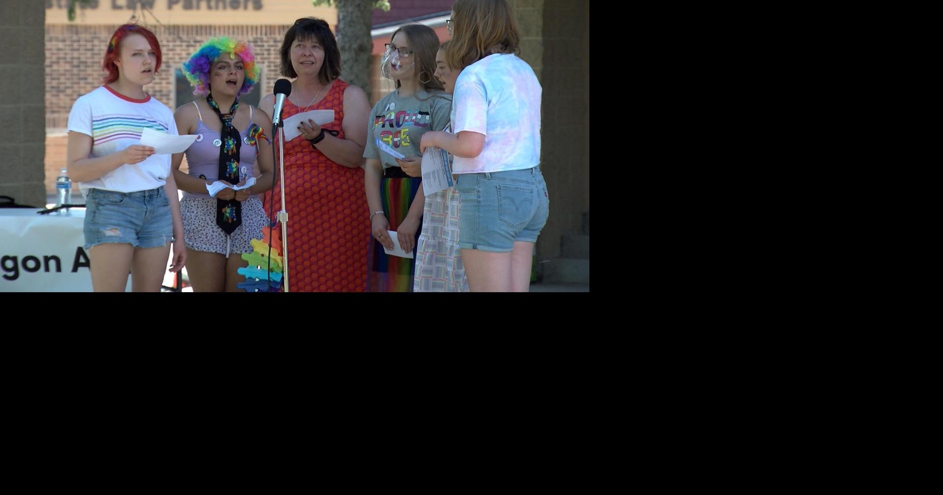Event supports LGBTQ community in Oregon | Archive | wkow.com