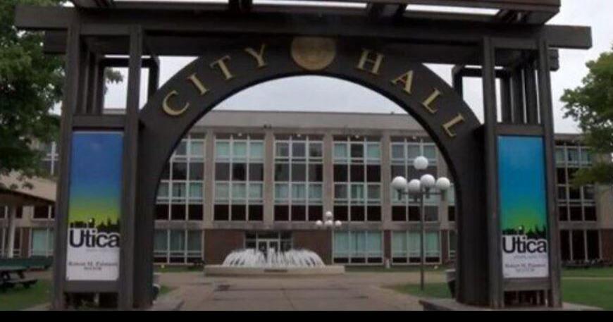 Utica City Hall archway removed Tuesday | News | wktv.com