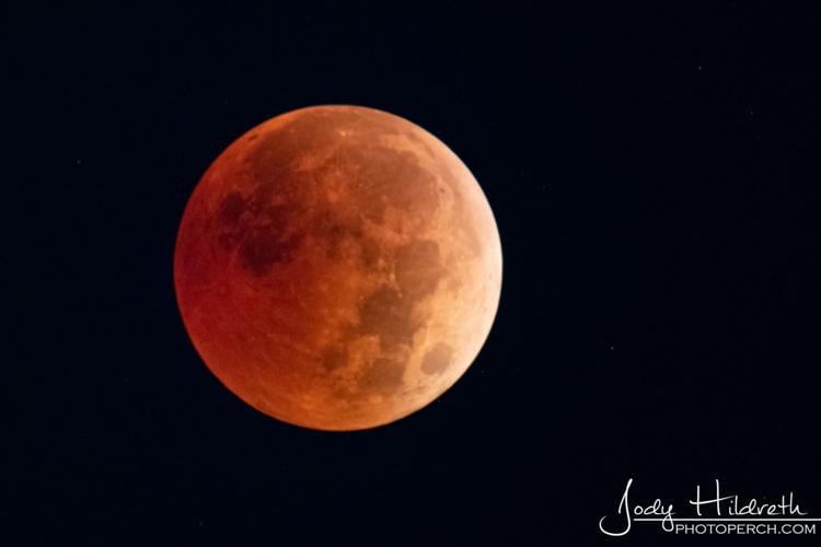 Viewer photos: Lunar Eclipse | Weather Photos | wktv.com