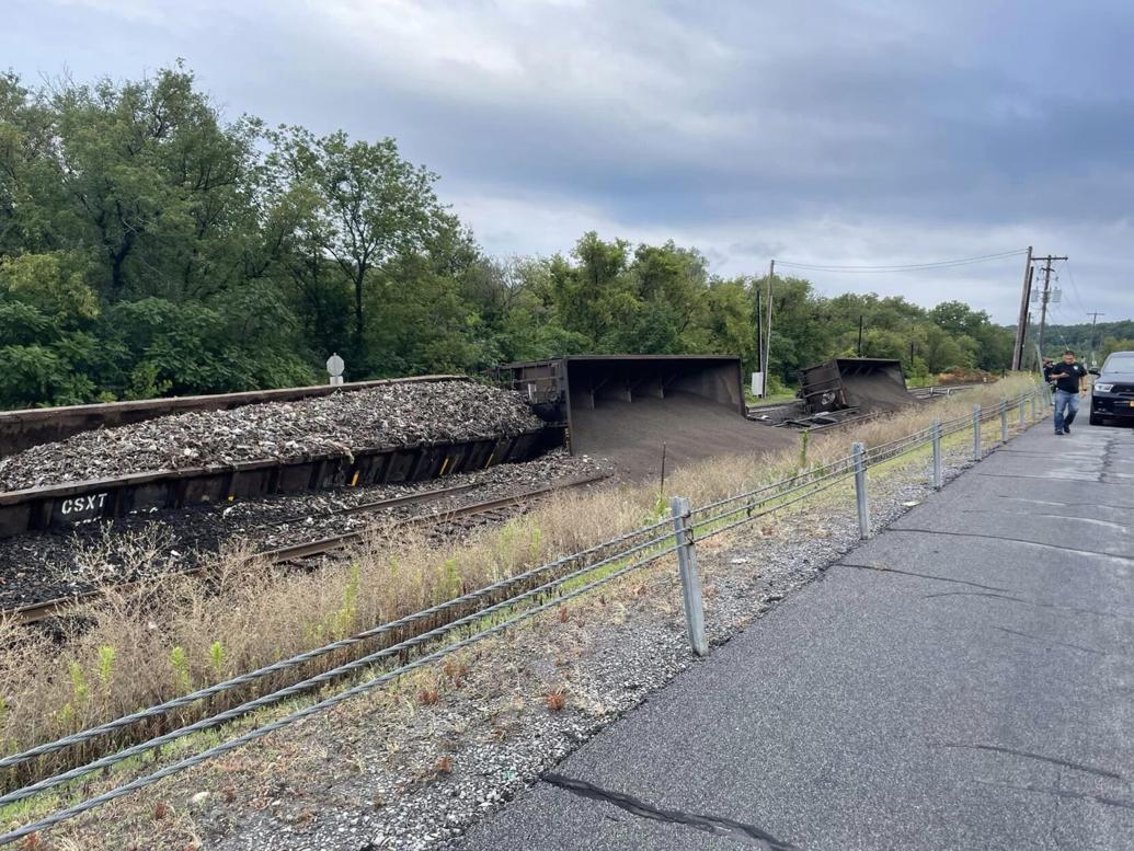 Train Derailment in Montgomery County Impacting Local Amtrak Passengers ...