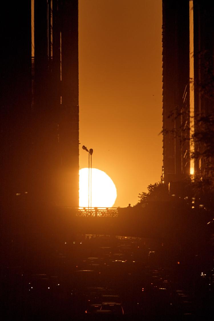 What to Know About Manhattanhenge, NYC's Sunset Spectacle | State ...