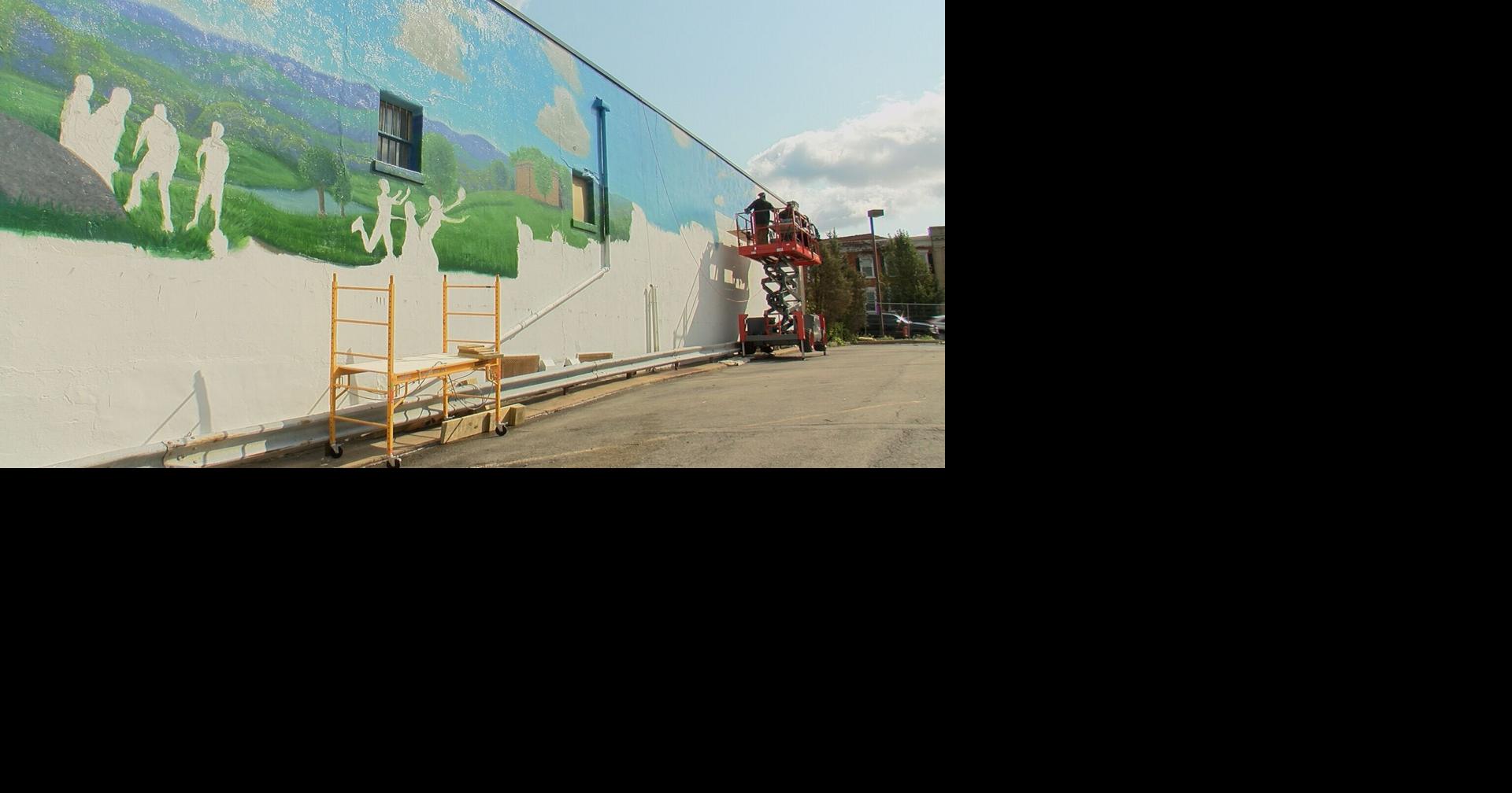 New Munson Community Mural is Growing | Local | wktv.com