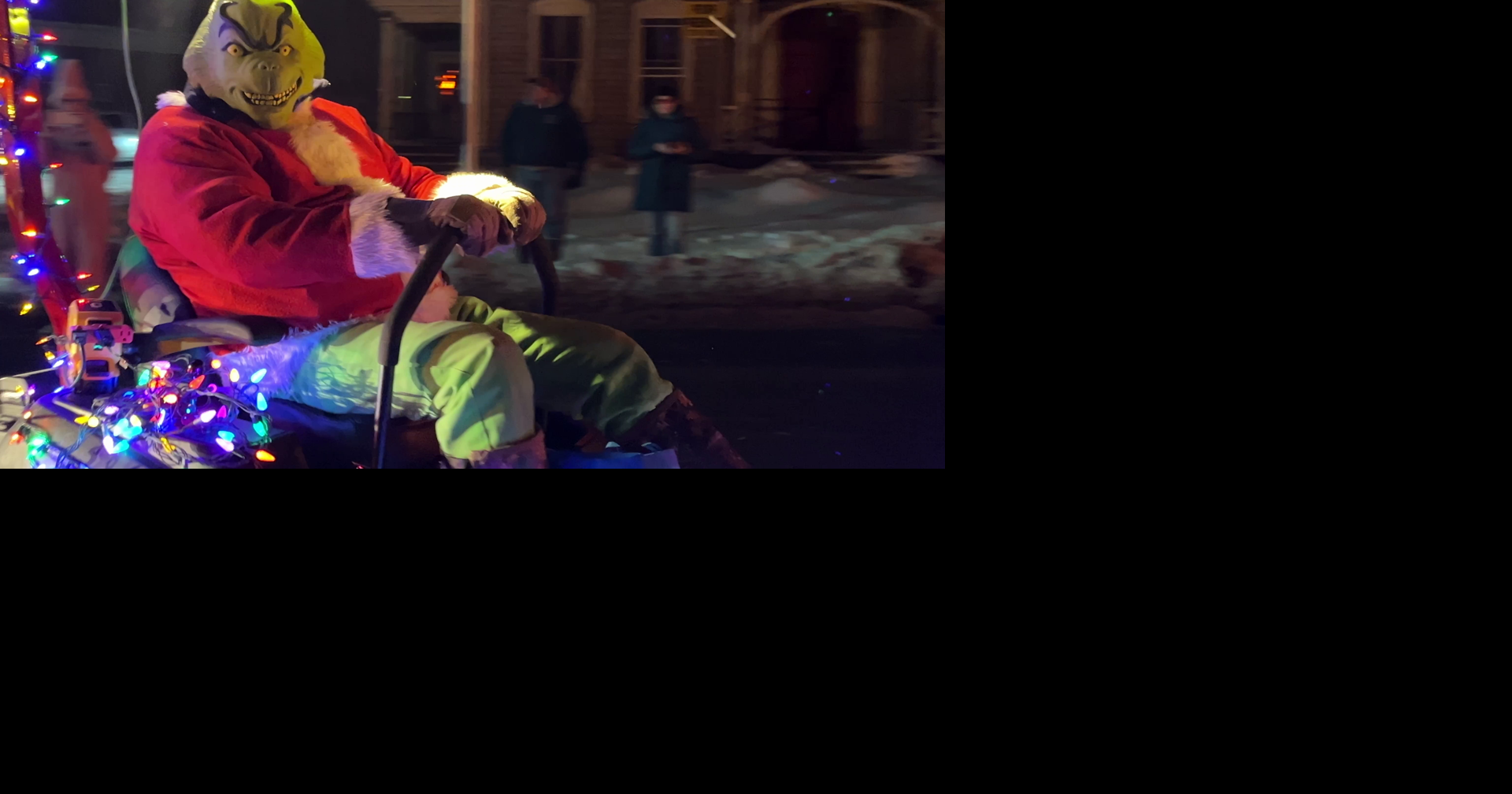 Clinton's Annual Holiday Parade: Fire Trucks, Santa and The Grinch ...