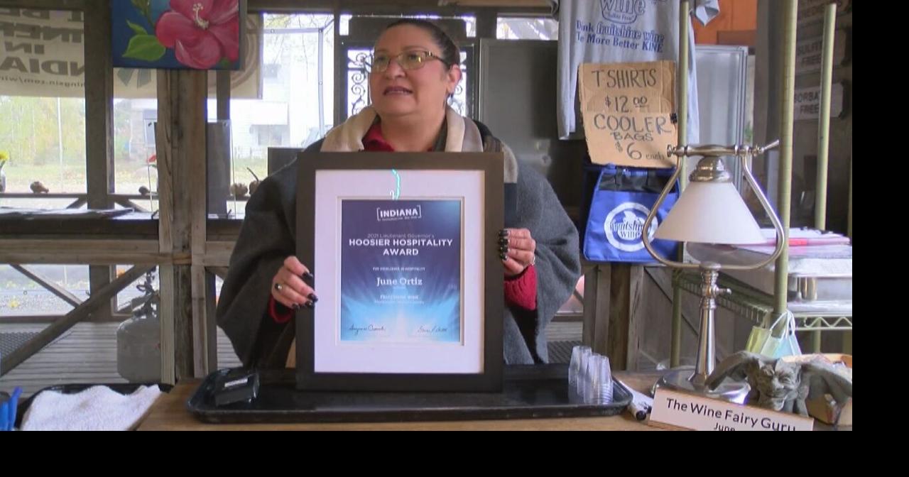 Local woman wins state's Hoosier Hospitality Award | Archive | wlfi.com