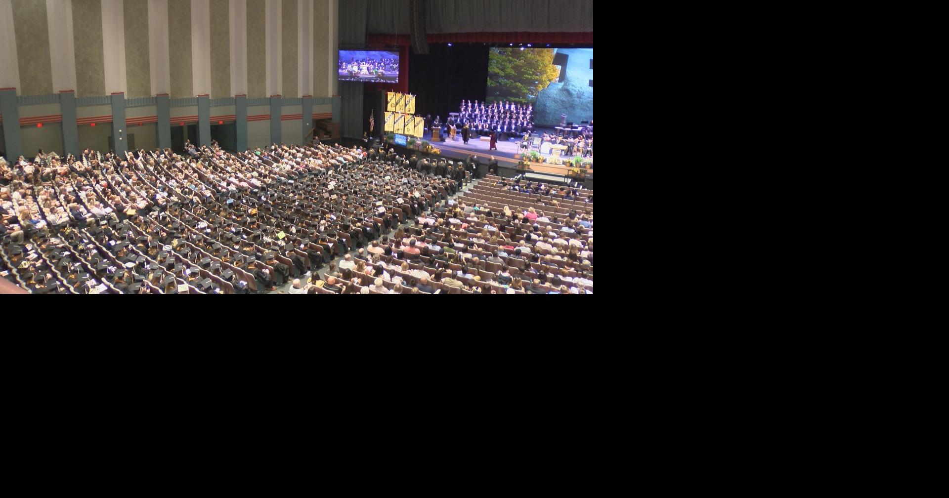 Purdue University Class of 2022 graduates in Elliott Hall | News | wlfi.com
