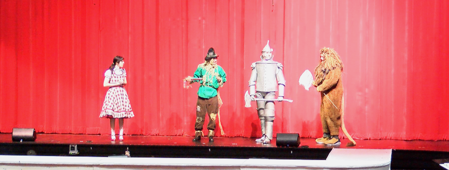 Lafayette Jefferson High School brings 'The Wizard of Oz' to life ...