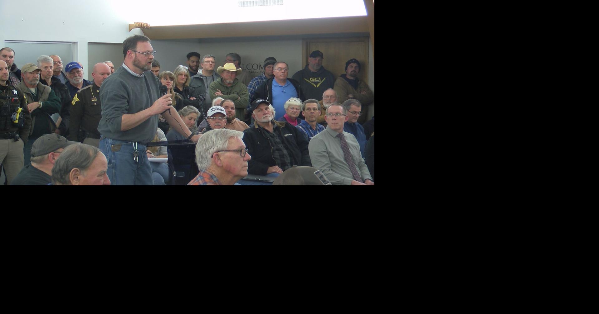 Carroll County Opposes Possible Wind and Solar Farm | Local | wlfi.com