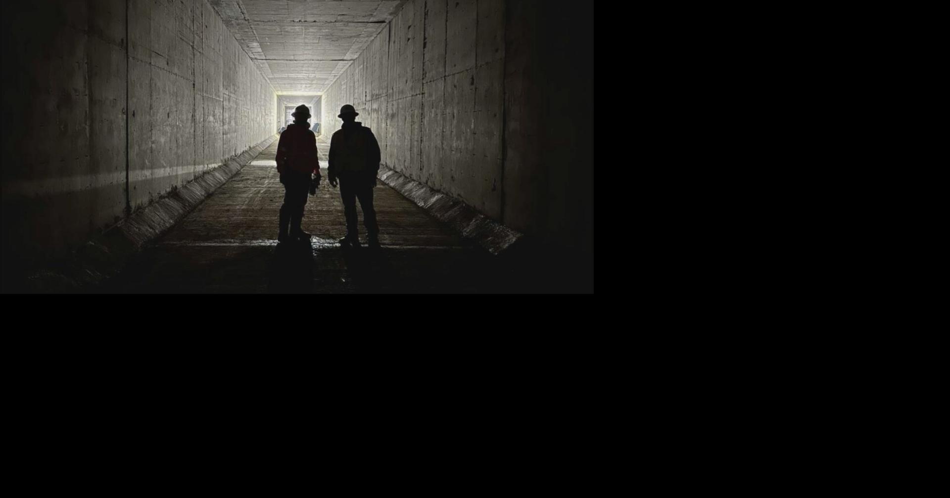 Intersection of Happy Hollow, River Road to open, River, Dehart to ...