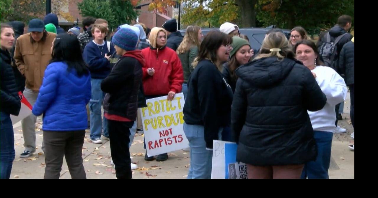 Purdue students protest administrators | News | wlfi.com