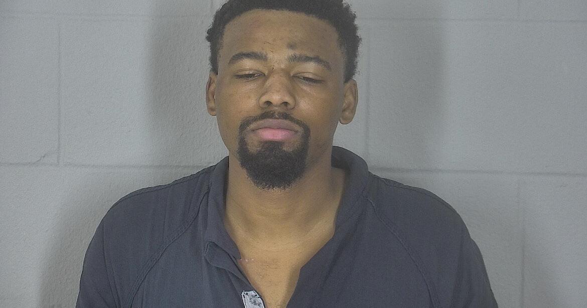 Suspect in jail after police chase ends at parking garage | Community ...