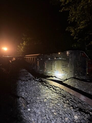 No threat of hazardous materials at train derailment, GCSO confirms ...