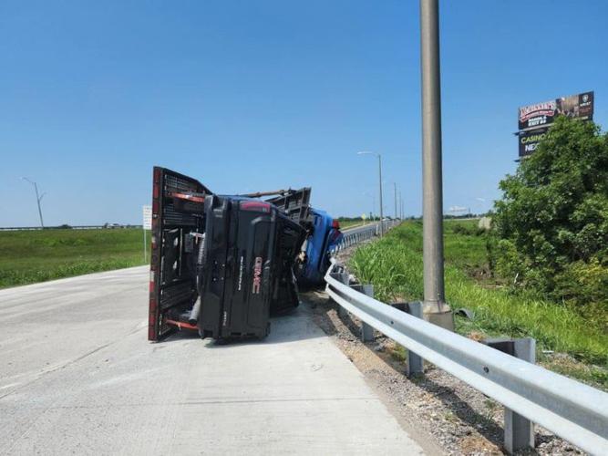 Rolled over semi causes blockage at westbound I-24 Exit 3 entry ramp ...