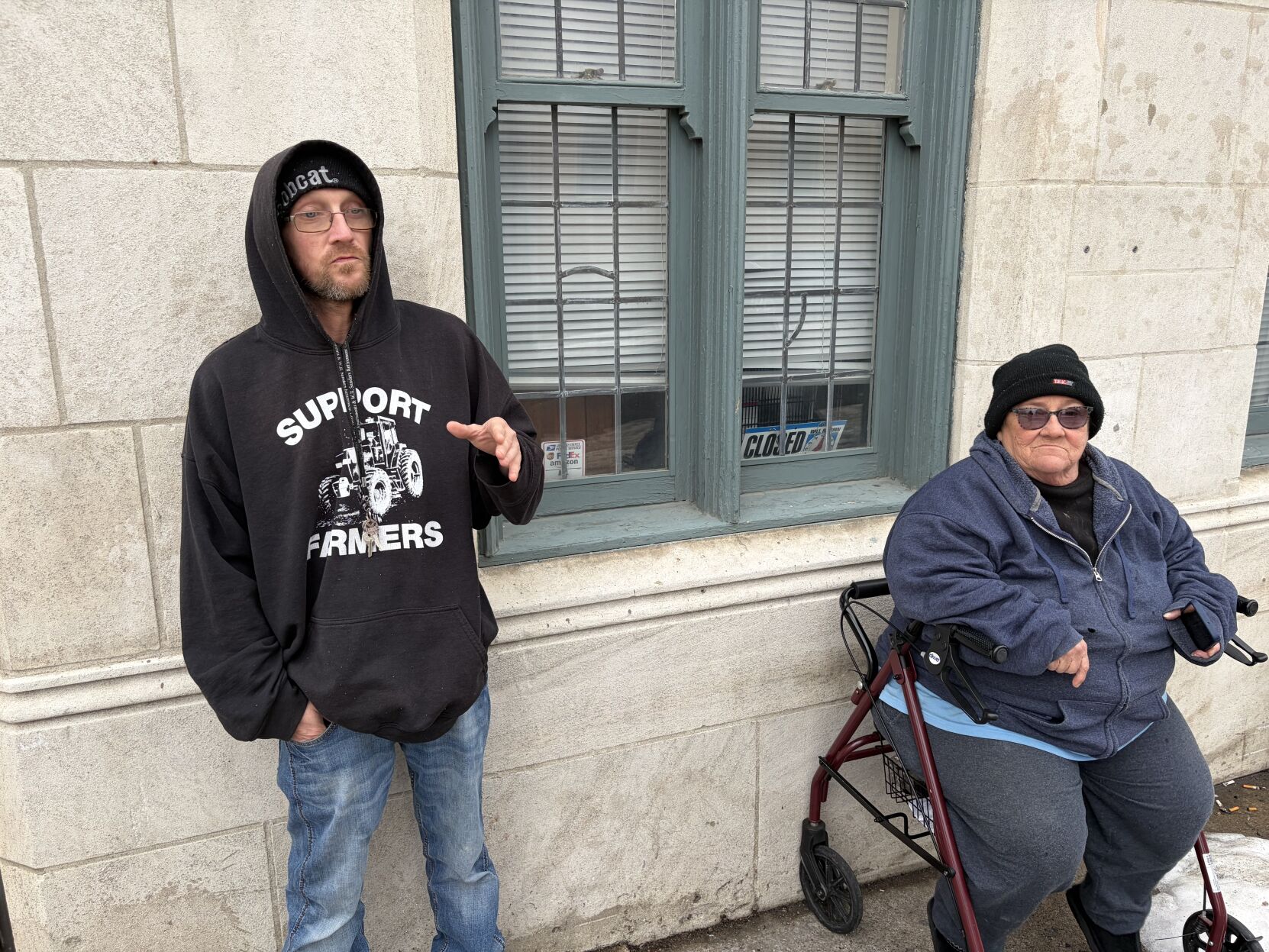 Paducah residents face difficulties navigating icy walkways | News ...
