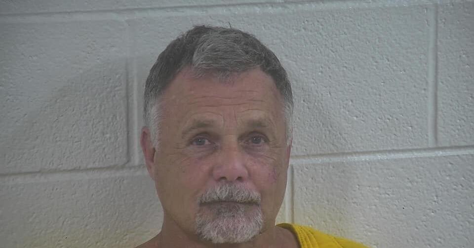Trigg County man arrested in Calloway County vehicle chase charged with ...