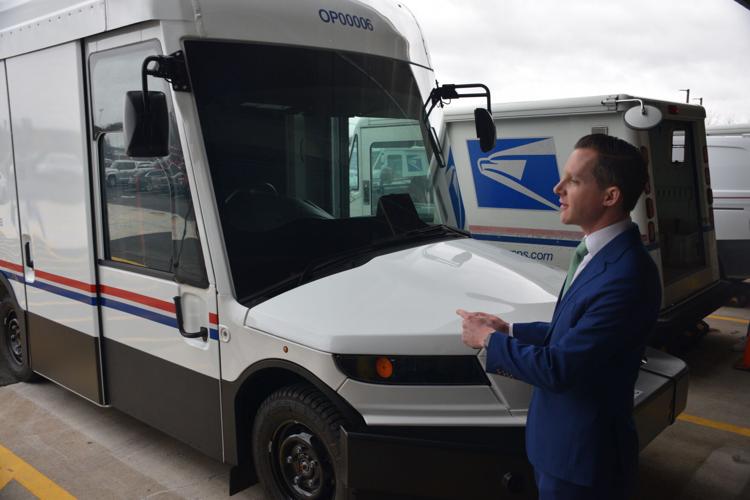 USPS unveils modernized sorting center in Carbondale | News | WPSD Local 6