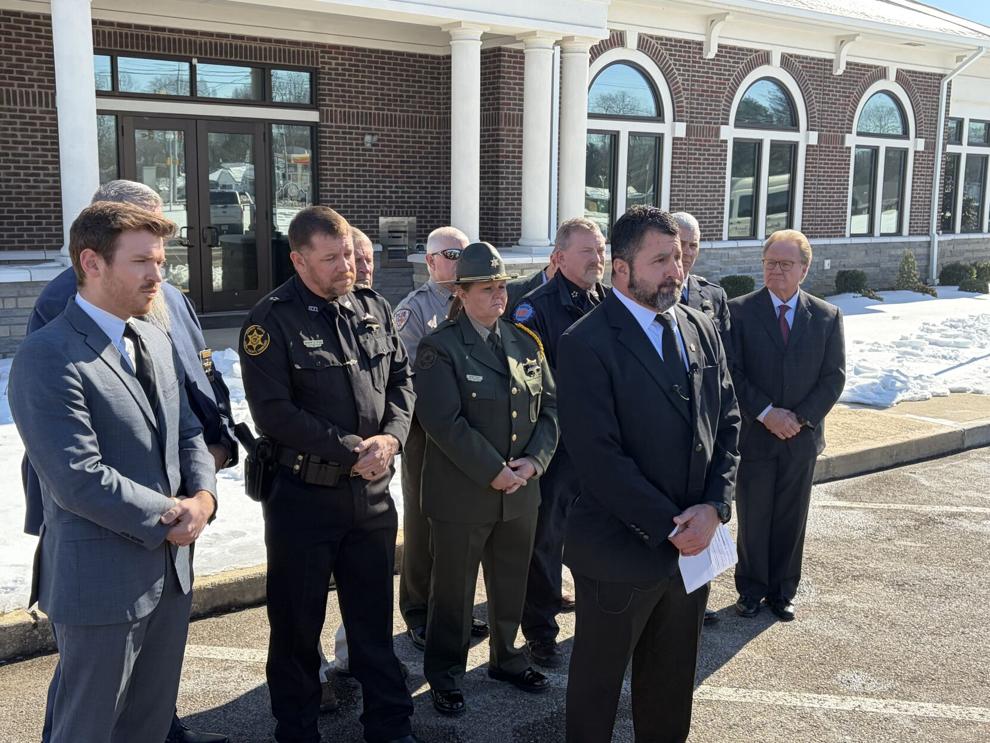 Weakley County Sheriff's Office mourns deputy killed in shooting | News ...