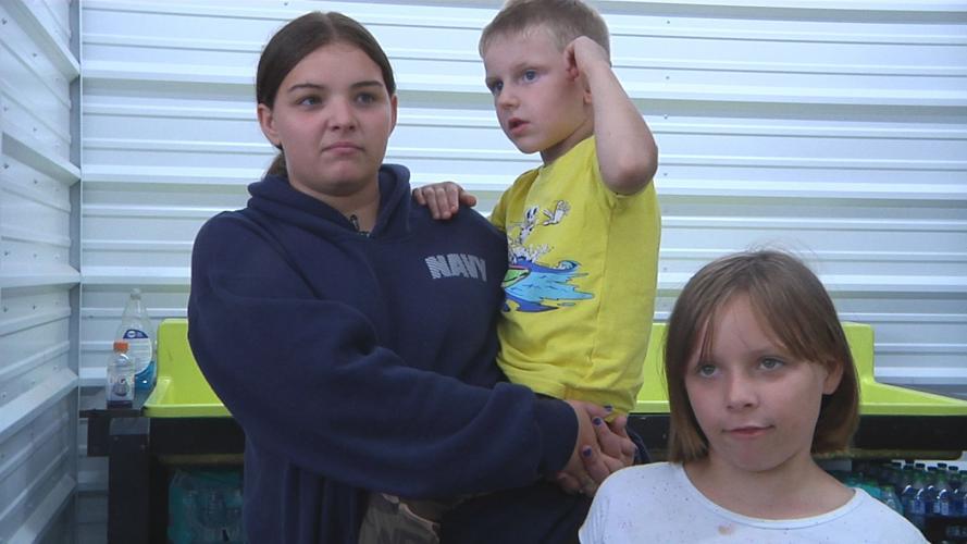 Community celebrates Hendron Volunteer Fire Department new building ...