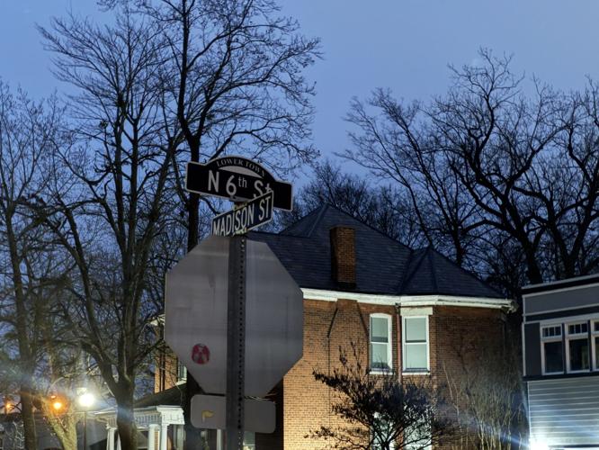Annual Holiday Luminaria kicks off, lighting Paducah's Lower Town ...