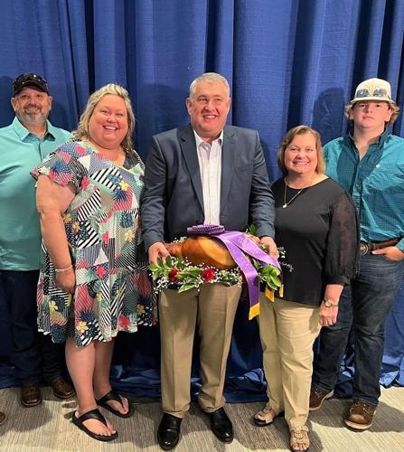 Grand champion ham auctioned off for $10 million produced by Kuttawa's ...