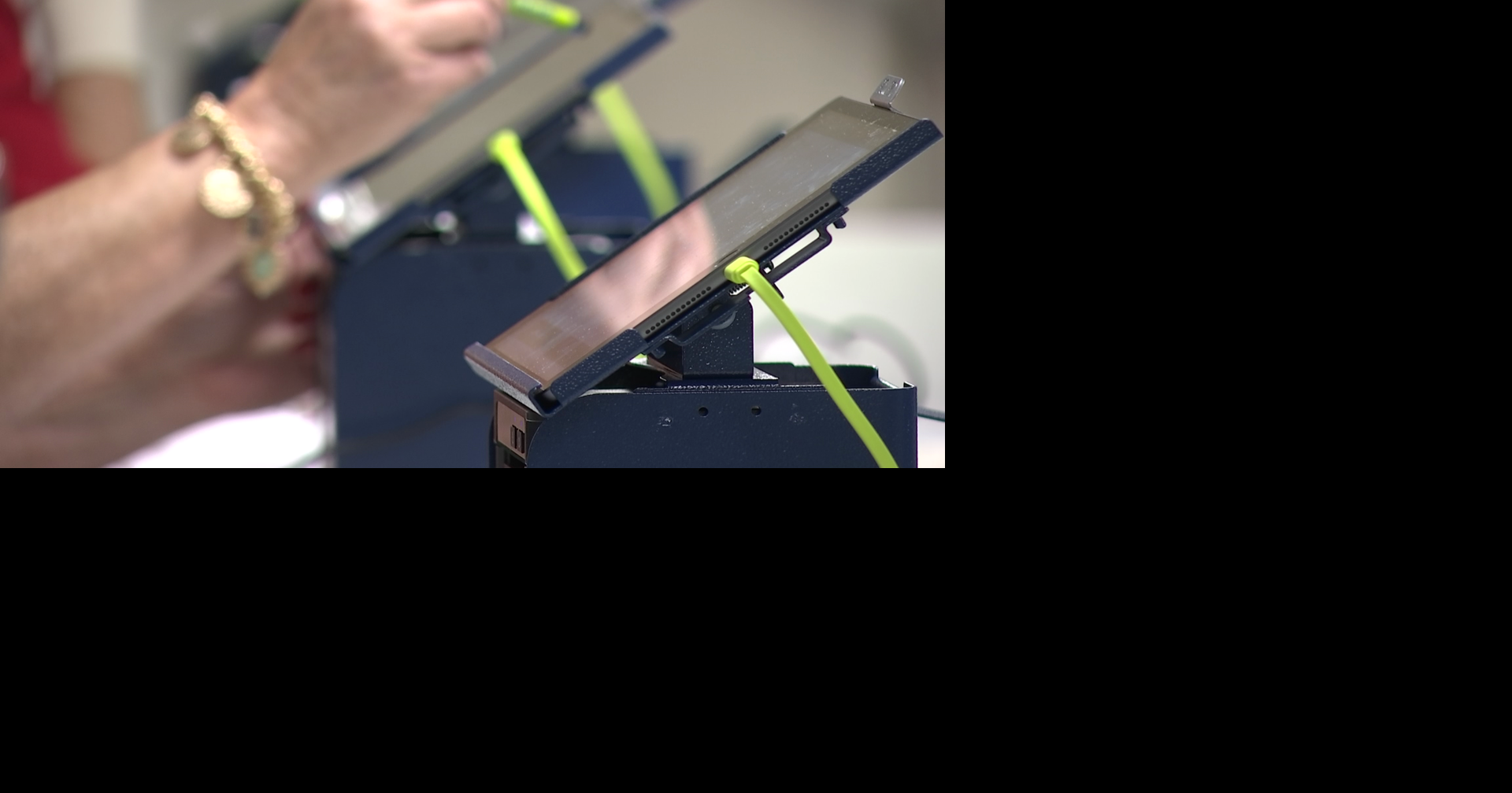 Voters say electronic poll books improved their voter experience | News ...