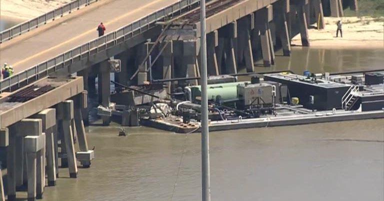 Pelican Island Bridge in Texas shut down following barge strike | News ...