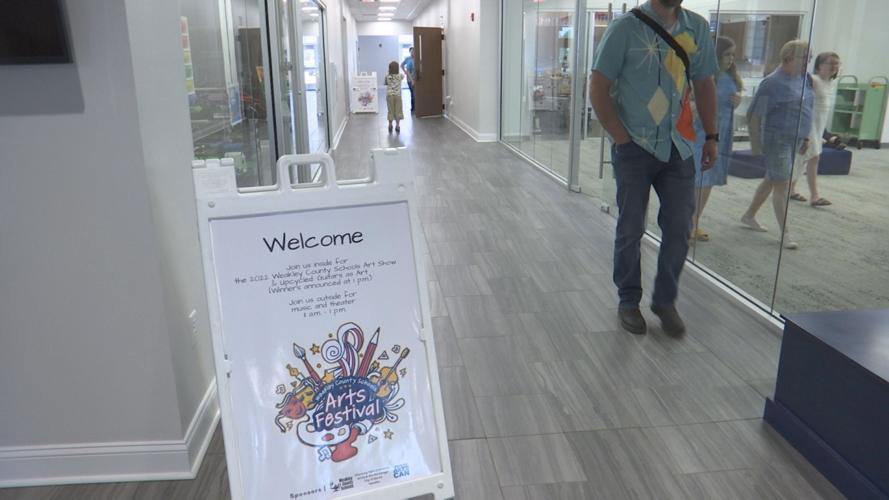 Weakley County Schools celebrates art ahead of annual Iris Festival ...