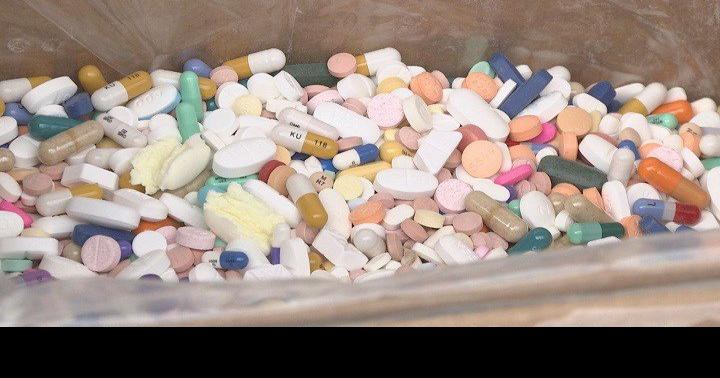 Shoppers turn in 326 pounds of pills, police say helps with overdose ...