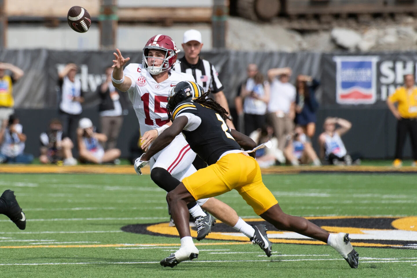 Ty Simpson shines as No. 8 Alabama edges No. 14 Missouri 27-24 to push ...