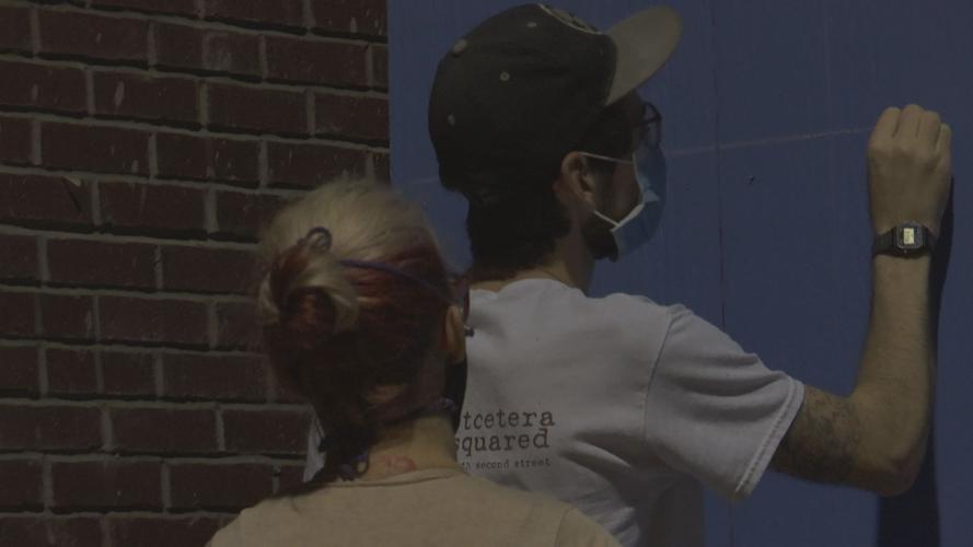 Paducah artist paints origami mural to inspire and engage community ...