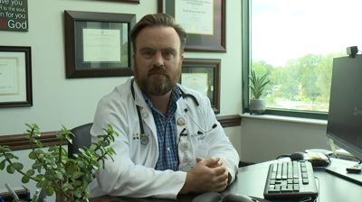 Doctor urges backpack safety for students returning to school | Health ...