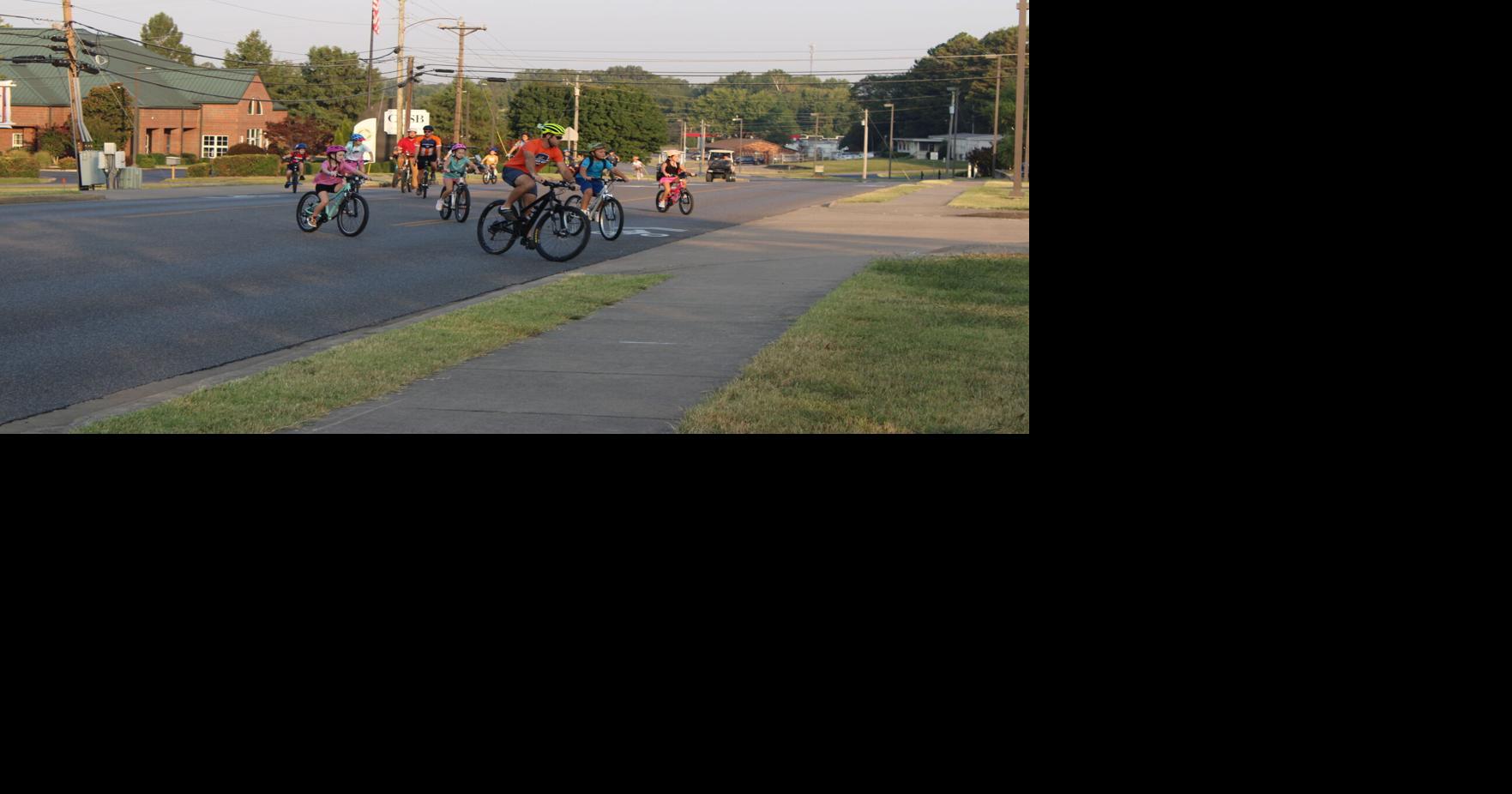 Calvert City residents begin 'Bike Bus' program for elementary students | News | WPSD Local 6